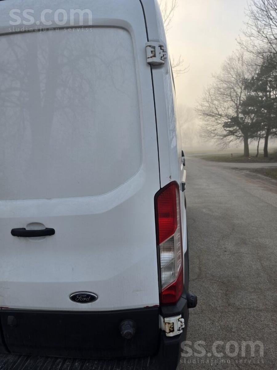 White Ford Transit 2016 in Liepaja, with an engine capacity of 2.20 L and mileage of 187 thousand km for 7999 €, photo 15 on AUTOMOTO.COM.LV
