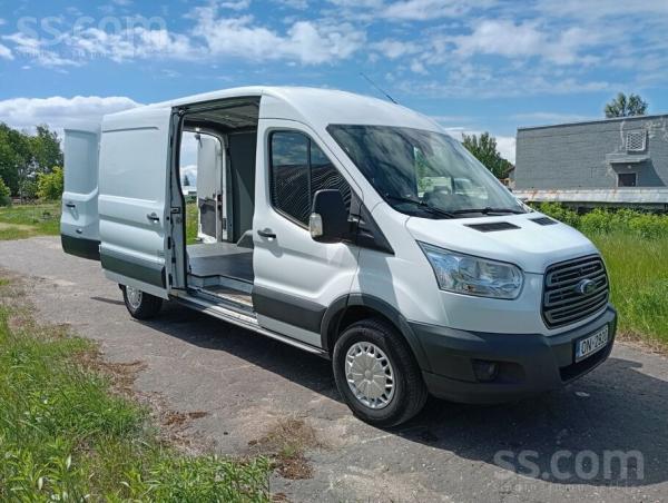White Ford Transit 2016 in Riga, with an engine capacity of 2.20 L and mileage of 231 thousand km for 9450 €, photo 8 on AUTOMOTO.COM.LV