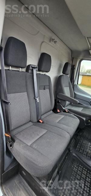 Balts Ford Transit 2016 Tukums, ar dzinēja tilpumu 2.00 L un nobraukumu 181 tūkst. km par 7800 €, foto 5 vietnē AUTOMOTO.COM.LV