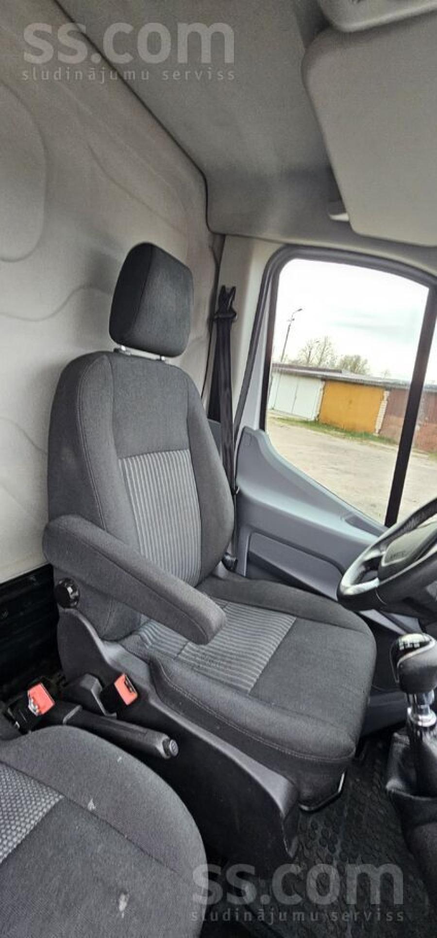 Balts Ford Transit 2016 Tukums, ar dzinēja tilpumu 2.00 L un nobraukumu 181 tūkst. km par 7800 €, foto 6 vietnē AUTOMOTO.COM.LV