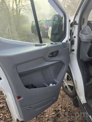 White Ford Transit 2016 in Liepaja, with an engine capacity of 2.20 L and mileage of 183 thousand km for 6000 €, photo 11 on AUTOMOTO.COM.LV