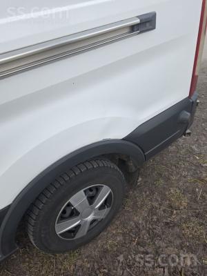White Ford Transit 2016 in Liepaja, with an engine capacity of 2.20 L and mileage of 183 thousand km for 6000 €, photo 14 on AUTOMOTO.COM.LV