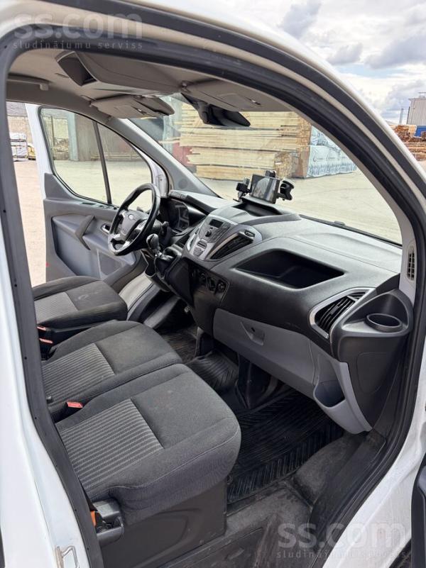 White Ford Transit 2016 in Riga, with an engine capacity of 2.00 L and mileage of 226 thousand km for 7000 €, photo 6 on AUTOMOTO.COM.LV