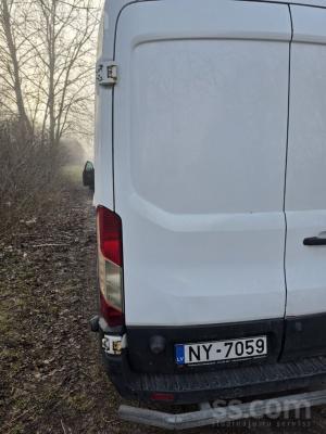 Balts Ford Transit 2016 Liepāja, ar dzinēja tilpumu 2.20 L un nobraukumu 179 tūkst. km par 6000 €, foto 9 vietnē AUTOMOTO.COM.LV