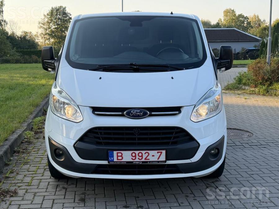 White Ford Transit 2016 in Jelgava, with an engine capacity of 2.20 L and mileage of 227 thousand km for 6900 €, photo 7 on AUTOMOTO.COM.LV