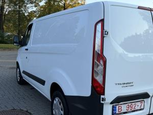 White Ford Transit 2016 in Jelgava, with an engine capacity of 2.20 L and mileage of 227 thousand km for 6900 €, photo 9 on AUTOMOTO.COM.LV