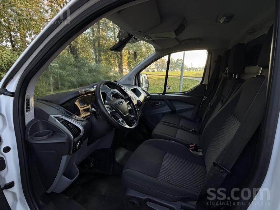 White Ford Transit 2016 in Jelgava, with an engine capacity of 2.20 L and mileage of 227 thousand km for 6900 €, photo 11 on AUTOMOTO.COM.LV
