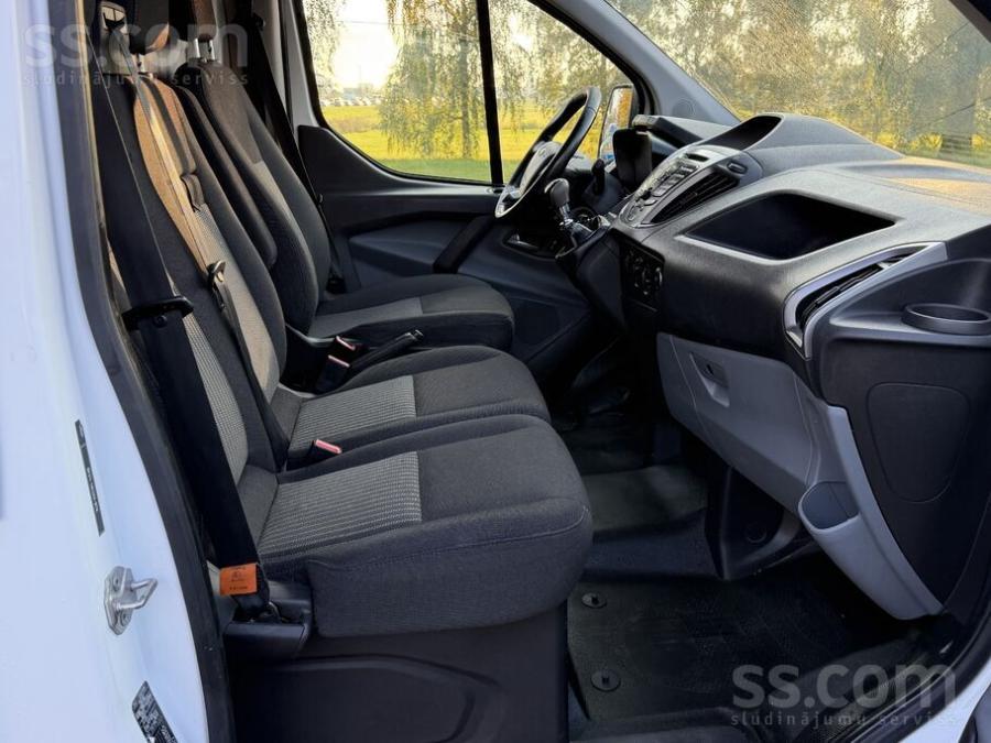 White Ford Transit 2016 in Jelgava, with an engine capacity of 2.20 L and mileage of 227 thousand km for 6900 €, photo 12 on AUTOMOTO.COM.LV
