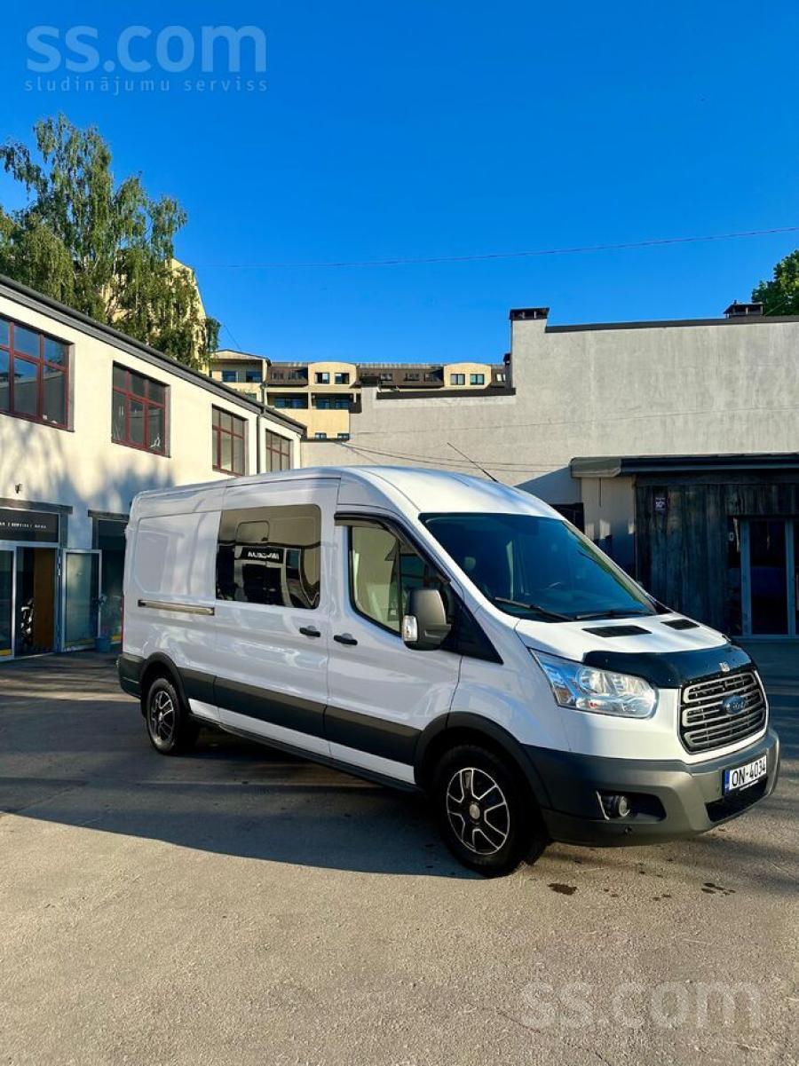 White Ford Transit 2017 in Riga, with an engine capacity of 2.00 L and mileage of 324 thousand km for 12900 €, photo 5 on AUTOMOTO.COM.LV