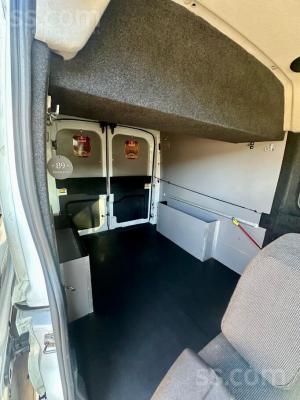 White Ford Transit 2017 in Riga, with an engine capacity of 2.00 L and mileage of 324 thousand km for 12900 €, photo 9 on AUTOMOTO.COM.LV