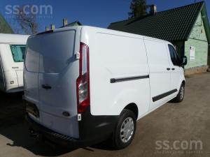 White Ford Transit 2017 in Valka, with an engine capacity of 2.00 L and mileage of 190 thousand km for 8900 €, photo 7 on AUTOMOTO.COM.LV