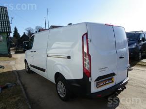 White Ford Transit 2017 in Valka, with an engine capacity of 2.00 L and mileage of 190 thousand km for 8900 €, photo 9 on AUTOMOTO.COM.LV