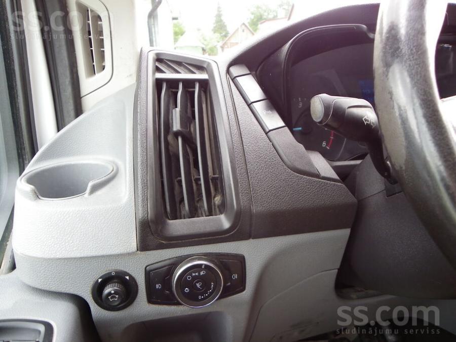 White Ford Transit 2017 in Valka, with an engine capacity of 2.00 L and mileage of 143 thousand km for 8600 €, photo 12 on AUTOMOTO.COM.LV