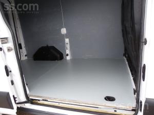 White Ford Transit 2017 in Valka, with an engine capacity of 2.00 L and mileage of 143 thousand km for 8600 €, photo 15 on AUTOMOTO.COM.LV