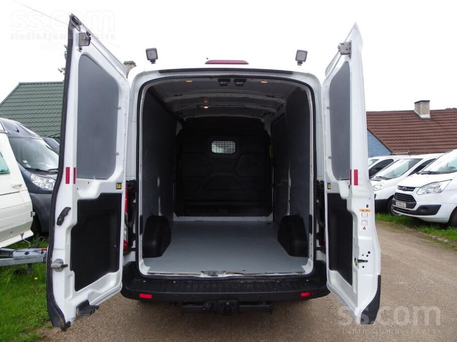 White Ford Transit 2017 in Valka, with an engine capacity of 2.00 L and mileage of 143 thousand km for 8600 €, photo 16 on AUTOMOTO.COM.LV