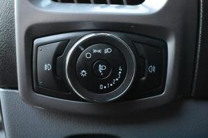 Balts Ford Transit 2017 Talsi, ar dzinēja tilpumu 2.00 L un nobraukumu 144 tūkst. km par 15500 €, foto 12 vietnē AUTOMOTO.COM.LV