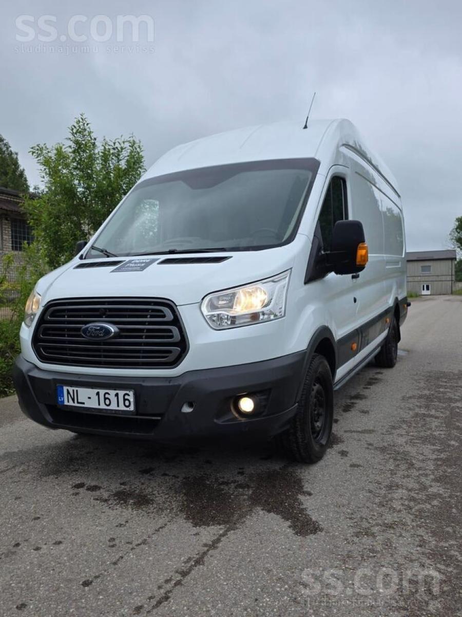 White Ford Transit 2017 in Riga, with an engine capacity of 2.00 L and mileage of 189 thousand km for 8900 €, photo 1 on AUTOMOTO.COM.LV