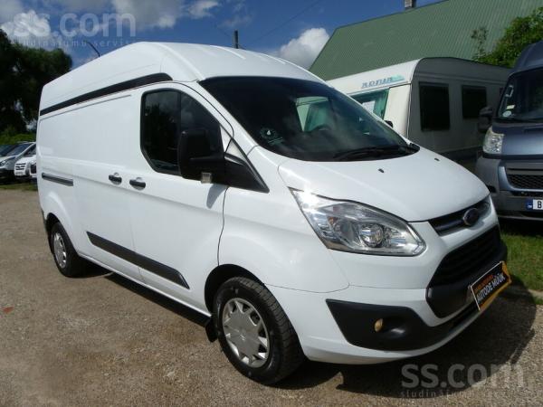 Balts Ford Transit 2017 Valka, ar dzinēja tilpumu 2.00 L un nobraukumu 124 tūkst. km par 9500 €, foto 1 vietnē AUTOMOTO.COM.LV