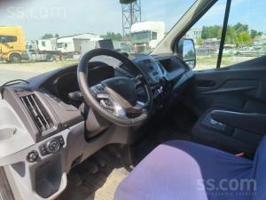 White Ford Transit 2017 in Riga, with an engine capacity of 2.00 L and mileage of 183 thousand km for 10900 €, photo 8 on AUTOMOTO.COM.LV
