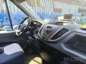 White Ford Transit 2017 in Riga, with an engine capacity of 2.00 L and mileage of 183 thousand km for 10900 €, photo 10 on AUTOMOTO.COM.LV