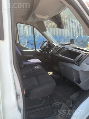 White Ford Transit 2017 in Riga, with an engine capacity of 2.00 L and mileage of 183 thousand km for 10900 €, photo 11 on AUTOMOTO.COM.LV