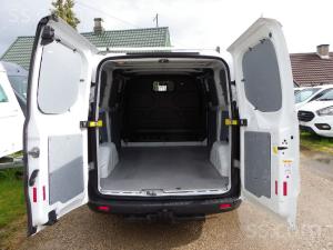 White Ford Transit 2017 in Valka, with an engine capacity of 2.00 L and mileage of 222 thousand km for 8700 €, photo 18 on AUTOMOTO.COM.LV