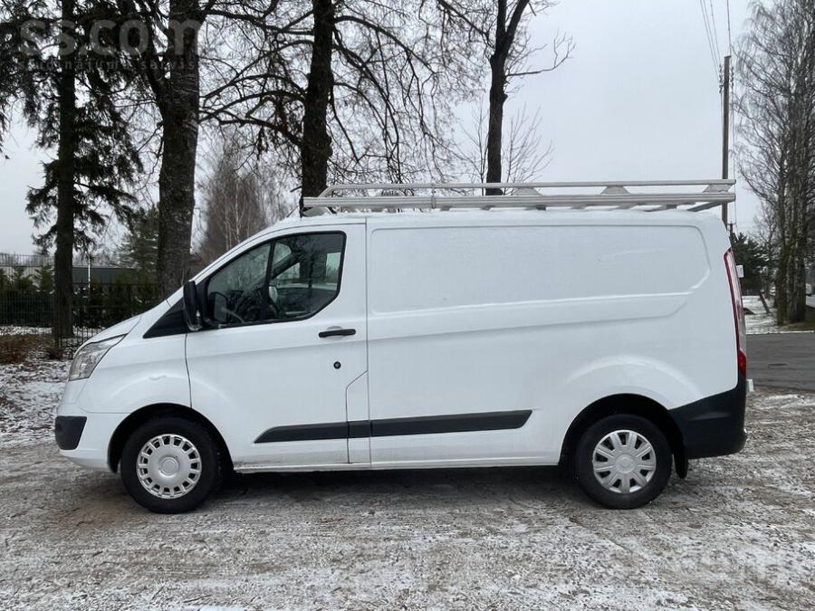 White Ford Transit 2018 in Riga, with an engine capacity of 2.00 L and mileage of 108 thousand km for 9450 €, photo 2 on AUTOMOTO.COM.LV