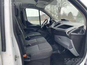 White Ford Transit 2018 in Riga, with an engine capacity of 2.00 L and mileage of 108 thousand km for 9450 €, photo 17 on AUTOMOTO.COM.LV