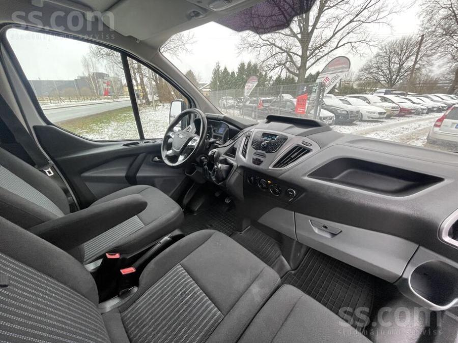 White Ford Transit 2018 in Riga, with an engine capacity of 2.00 L and mileage of 108 thousand km for 9450 €, photo 18 on AUTOMOTO.COM.LV