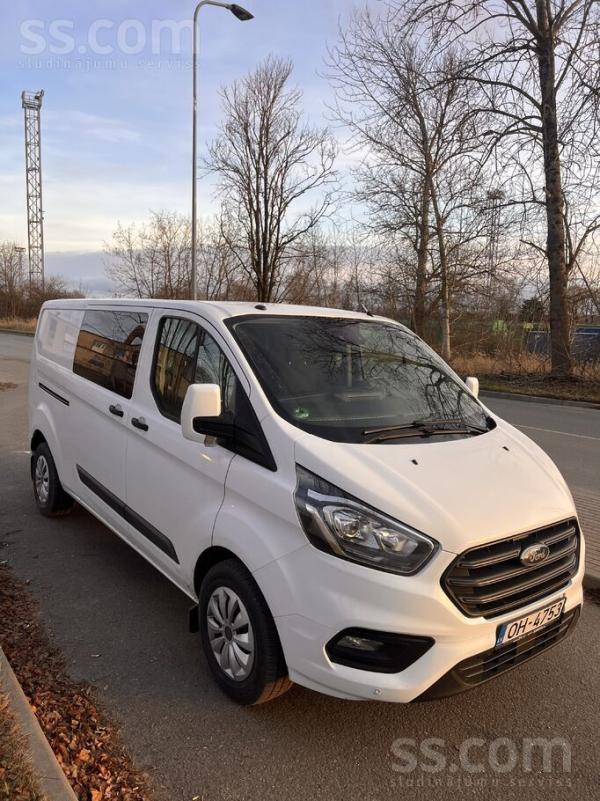 Balts Ford Transit 2018 Rīga, ar dzinēja tilpumu 2.00 L un nobraukumu 229 tūkst. km par 12800 €, foto 2 vietnē AUTOMOTO.COM.LV