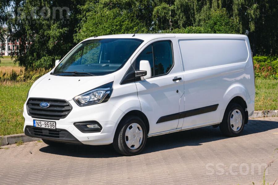 White Ford Transit 2018 in Riga, with an engine capacity of 2.00 L and mileage of 290 thousand km for 8700 €, photo 3 on AUTOMOTO.COM.LV