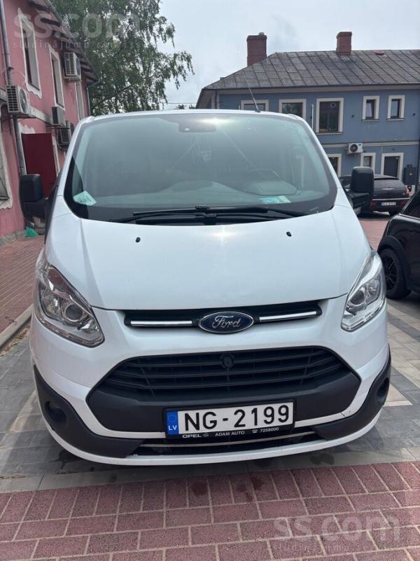 White Ford Transit 2018 in Riga, with an engine capacity of 2.00 L and mileage of 227 thousand km for 6500 €, photo 2 on AUTOMOTO.COM.LV