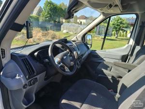 White Ford Transit 2018 in Siauliai, with an engine capacity of 2.00 L and mileage of 379 thousand km for 3950 €, photo 6 on AUTOMOTO.COM.LV