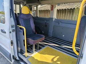 White Ford Transit 2018 in Siauliai, with an engine capacity of 2.00 L and mileage of 379 thousand km for 3950 €, photo 8 on AUTOMOTO.COM.LV