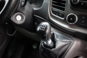 Balts Ford Transit 2018 Rīga, ar dzinēja tilpumu 2.00 L un nobraukumu 192 tūkst. km par 12790 €, foto 5 vietnē AUTOMOTO.COM.LV