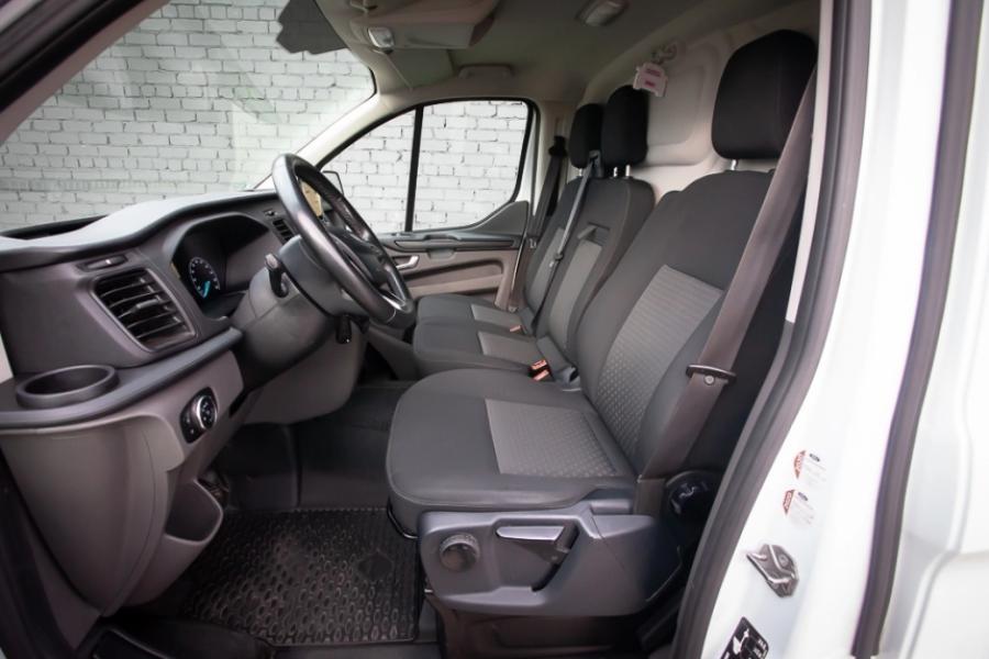 Balts Ford Transit 2018 Rīga, ar dzinēja tilpumu 2.00 L un nobraukumu 192 tūkst. km par 12790 €, foto 12 vietnē AUTOMOTO.COM.LV