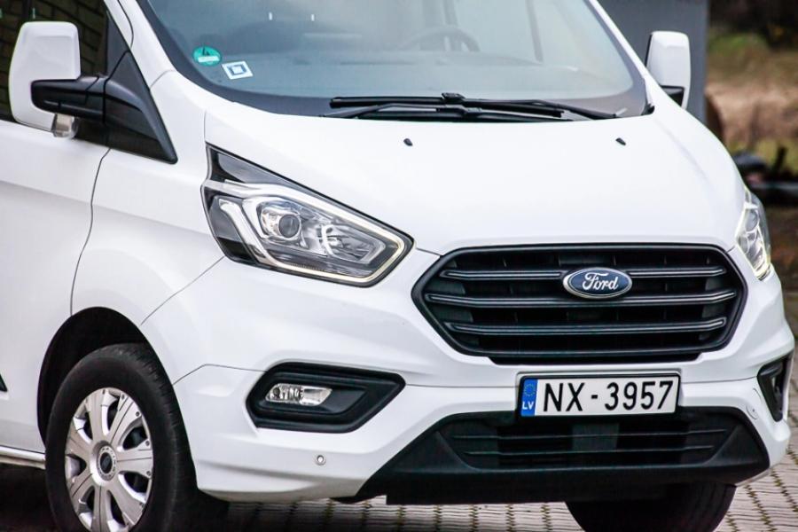 Balts Ford Transit 2018 Rīga, ar dzinēja tilpumu 2.00 L un nobraukumu 192 tūkst. km par 12790 €, foto 15 vietnē AUTOMOTO.COM.LV