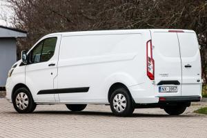 Balts Ford Transit 2018 Rīga, ar dzinēja tilpumu 2.00 L un nobraukumu 192 tūkst. km par 12790 €, foto 25 vietnē AUTOMOTO.COM.LV