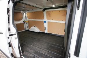 Balts Ford Transit 2018 Rīga, ar dzinēja tilpumu 2.00 L un nobraukumu 192 tūkst. km par 12790 €, foto 30 vietnē AUTOMOTO.COM.LV