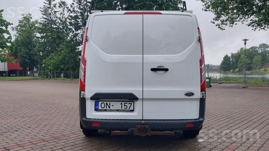 Balts Ford Transit 2018 Alūksne, ar dzinēja tilpumu 2.00 L un nobraukumu 0 tūkst. km par 9700 €, foto 8 vietnē AUTOMOTO.COM.LV