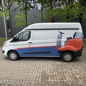 White Ford Transit 2018 in Riga, with an engine capacity of 2.00 L and mileage of 250 thousand km for 9600 €, photo  on AUTOMOTO.COM.LV