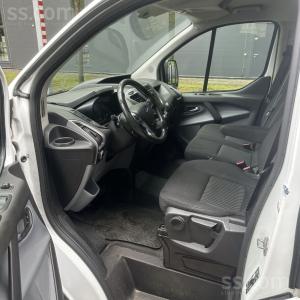White Ford Transit 2018 in Riga, with an engine capacity of 2.00 L and mileage of 250 thousand km for 9600 €, photo 6 on AUTOMOTO.COM.LV