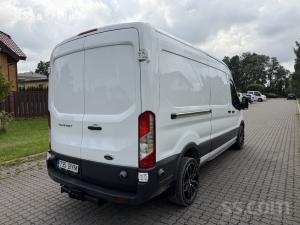 White Ford Transit 2018 in Riga, with an engine capacity of 2.00 L and mileage of 330 thousand km for 8750 €, photo 5 on AUTOMOTO.COM.LV
