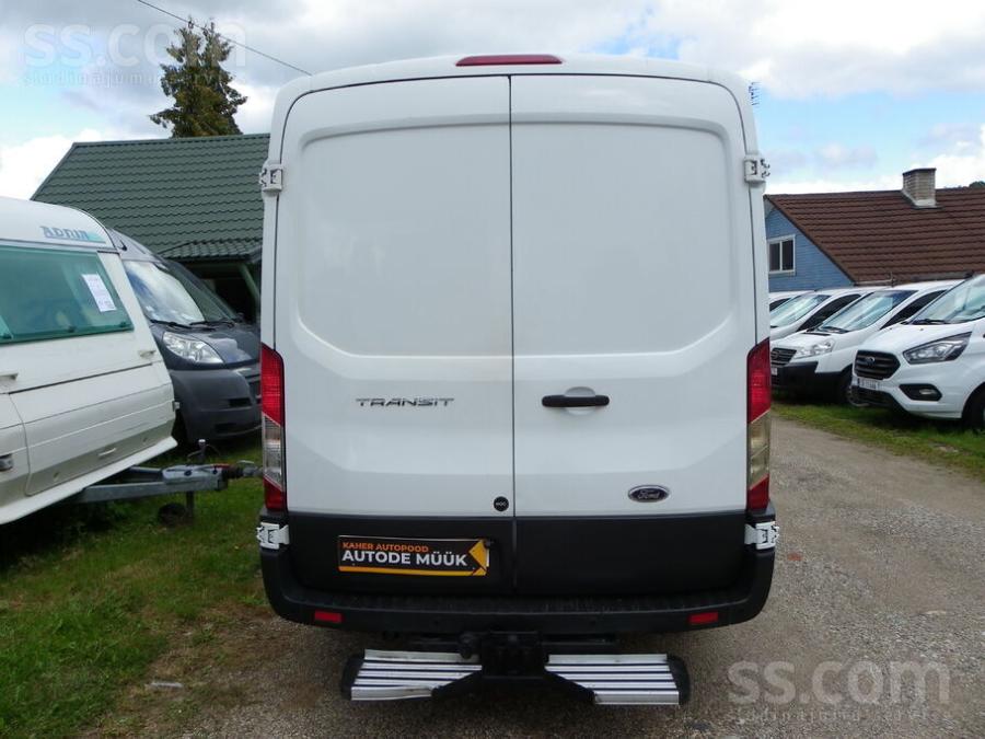 White Ford Transit 2018 in Valka, with an engine capacity of 2.00 L and mileage of 247 thousand km for 10800 €, photo 7 on AUTOMOTO.COM.LV
