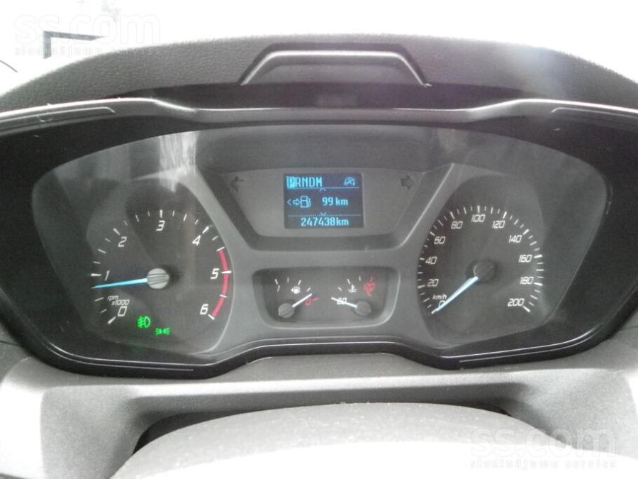 White Ford Transit 2018 in Valka, with an engine capacity of 2.00 L and mileage of 247 thousand km for 10800 €, photo 10 on AUTOMOTO.COM.LV