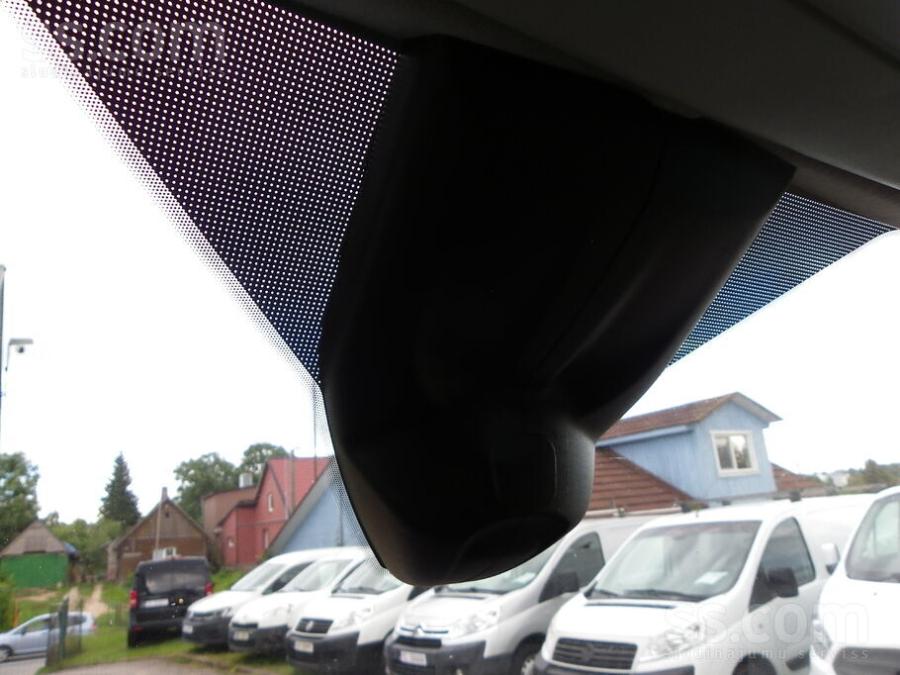 White Ford Transit 2018 in Valka, with an engine capacity of 2.00 L and mileage of 247 thousand km for 10800 €, photo 14 on AUTOMOTO.COM.LV