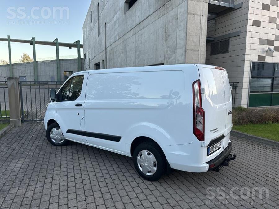 Balts Ford Transit 2018 Jelgava, ar dzinēja tilpumu 2.00 L un nobraukumu 235 tūkst. km par 9850 €, foto 7 vietnē AUTOMOTO.COM.LV