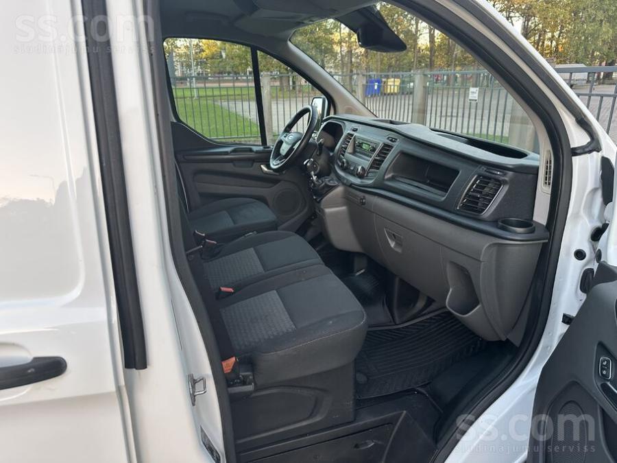 Balts Ford Transit 2018 Jelgava, ar dzinēja tilpumu 2.00 L un nobraukumu 235 tūkst. km par 9850 €, foto 15 vietnē AUTOMOTO.COM.LV