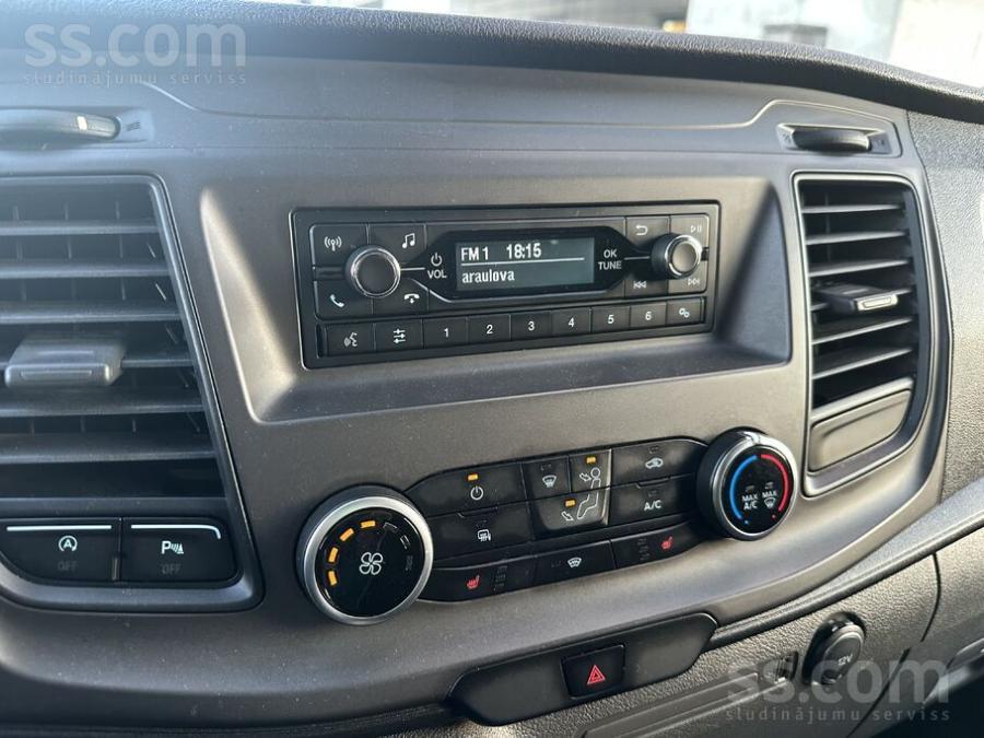 Balts Ford Transit 2018 Jelgava, ar dzinēja tilpumu 2.00 L un nobraukumu 235 tūkst. km par 9850 €, foto 18 vietnē AUTOMOTO.COM.LV