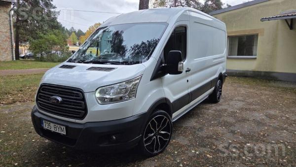 White Ford Transit 2018 in Riga, with an engine capacity of 2.00 L and mileage of 399 thousand km for 8990 €, photo 1 on AUTOMOTO.COM.LV